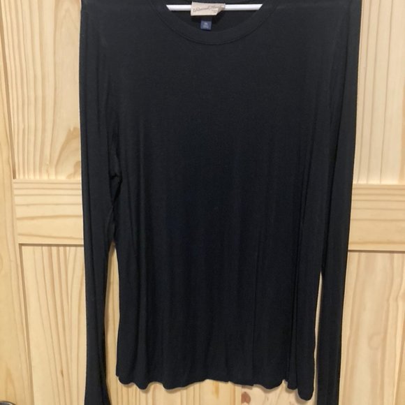 Universal Thread | Tops | Long Sleeve Black Tshirt | Poshmark